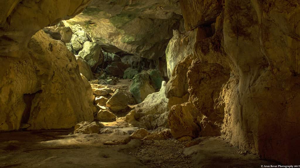 Capricorn Caves | Fenceless Travel